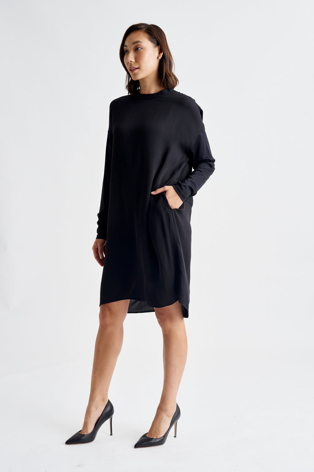 Ursula Long Sleeve Midi Dress Black | Feathers