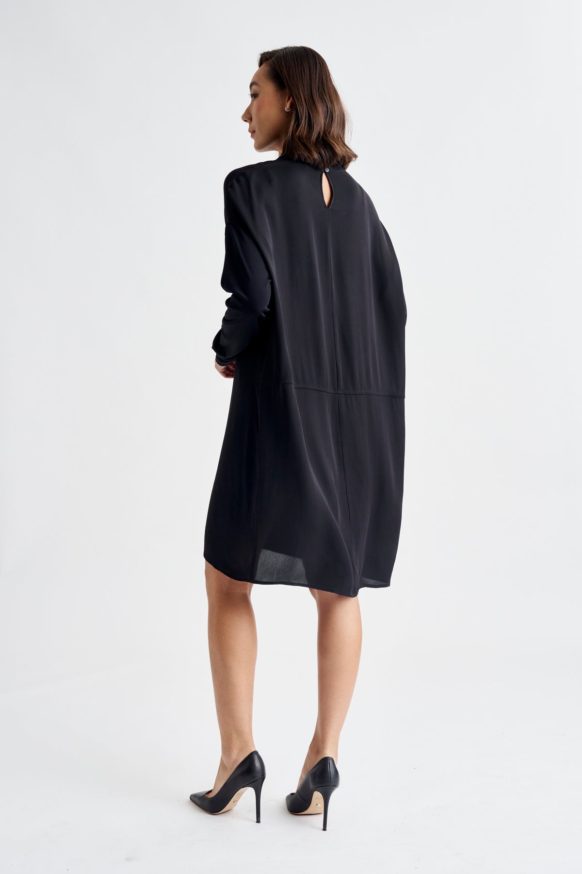 Ursula Long Sleeve Midi Dress Black | Feathers