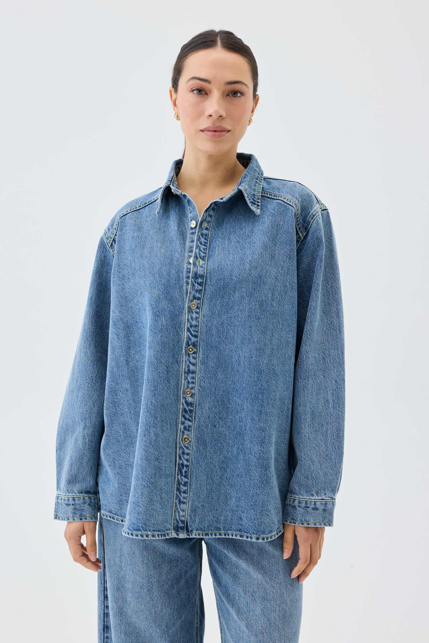 Tonic Denim Relaxed Fit Shirt Mid-Blue | Feathers